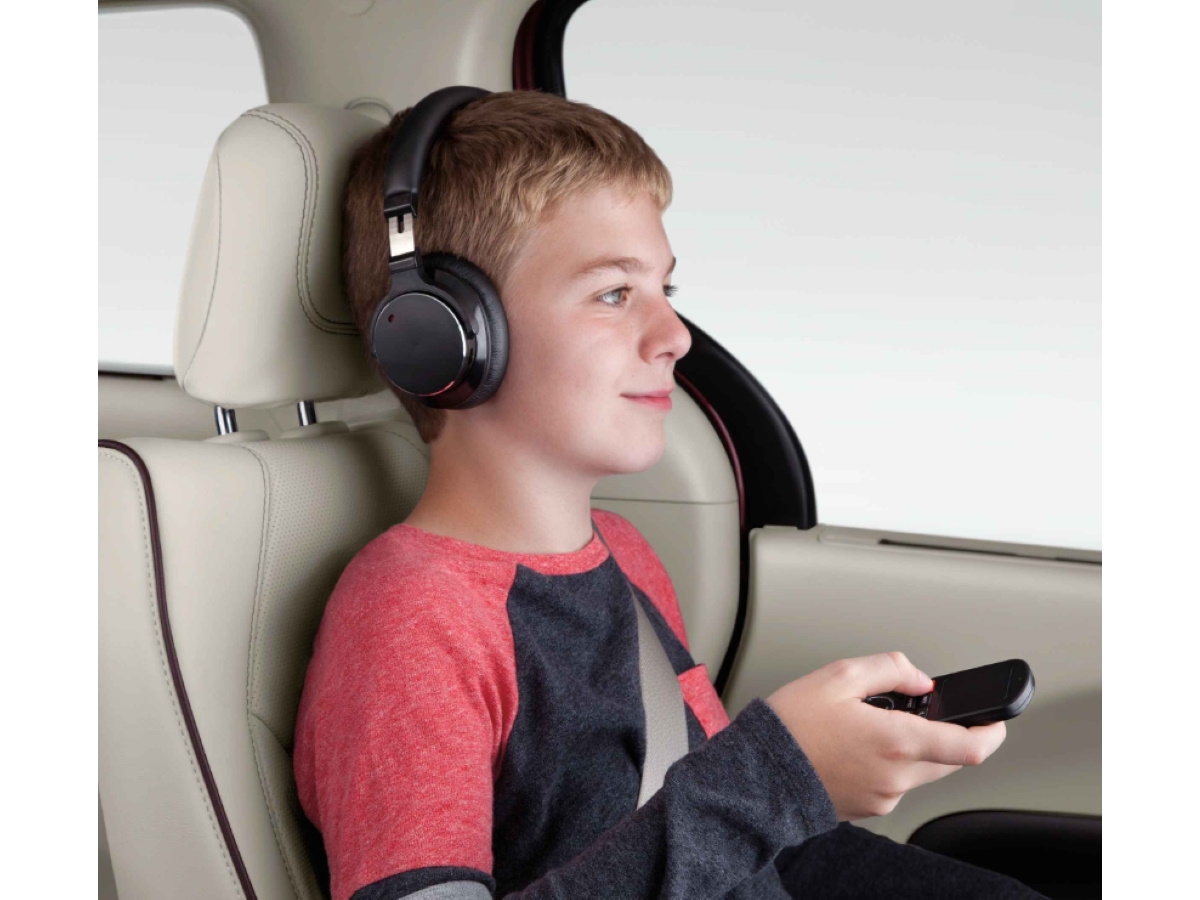 2022 Chrysler Voyager Parts & Accessories | Mopar Online Parts