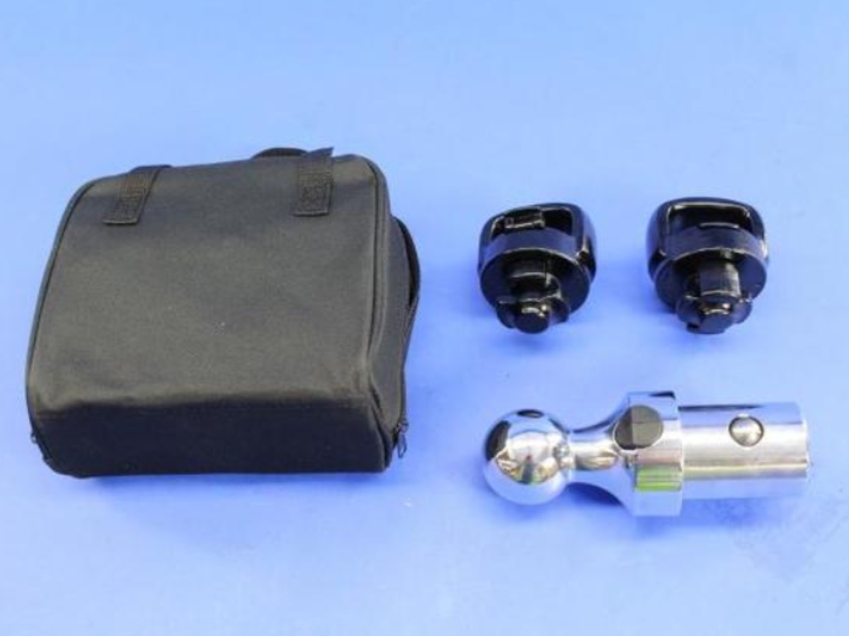 2024 Ram 2500 Gooseneck Towing Kit | Mopar Online Parts