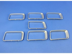 OEM Jeep Grand Cherokee Grille | Mopar Online Parts