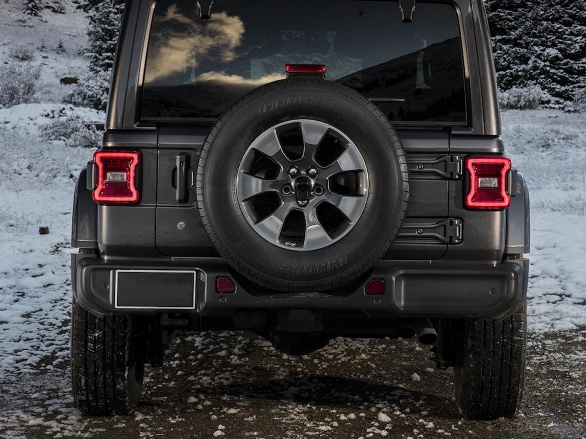 Mopar LED Tail Lamps Set Of Two For Left And Right - LEDTAILLAMPSJL ...