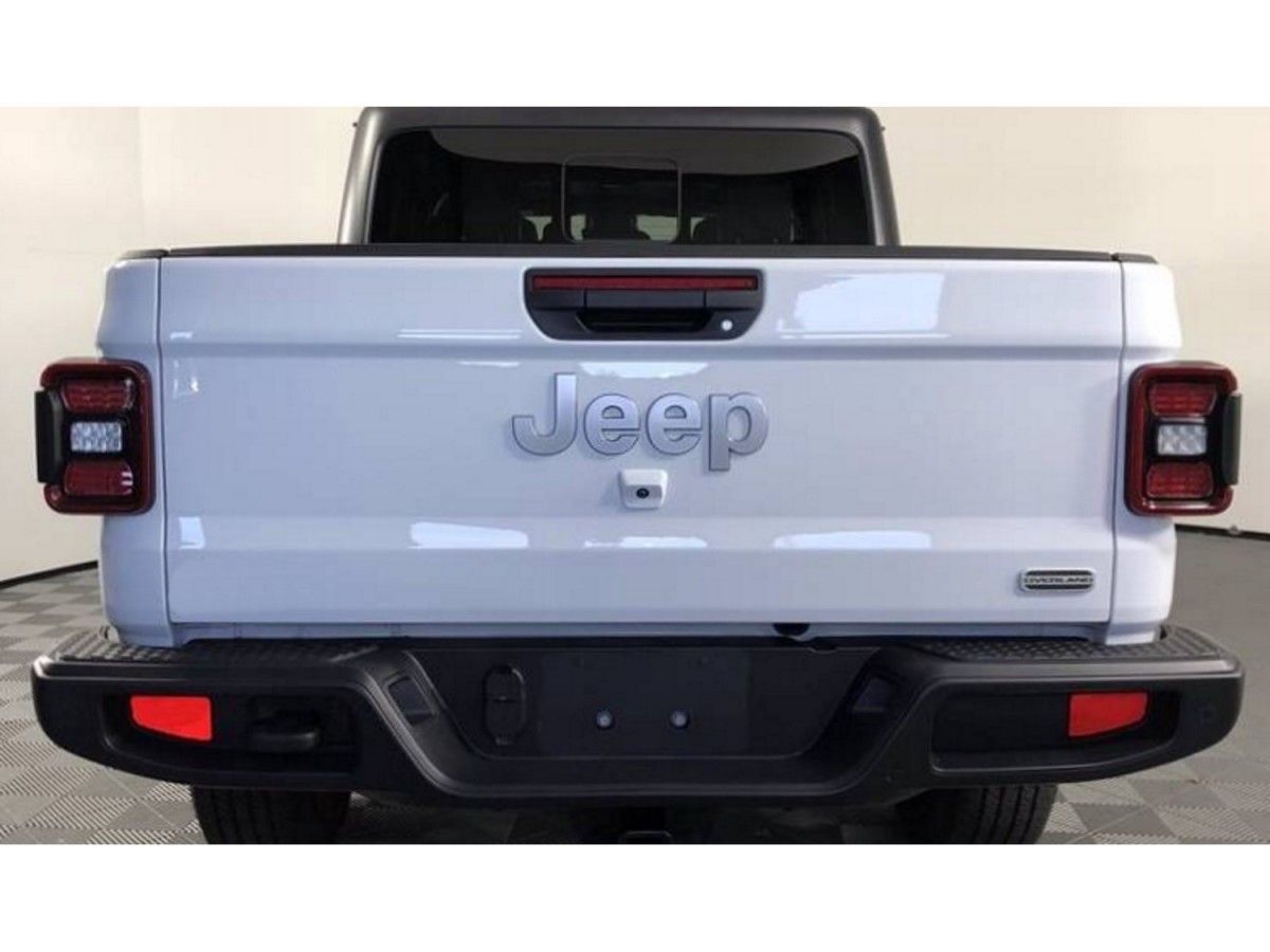Mopar Emblem - Silver - Tailgate - 68442674AC | Mopar Online Parts