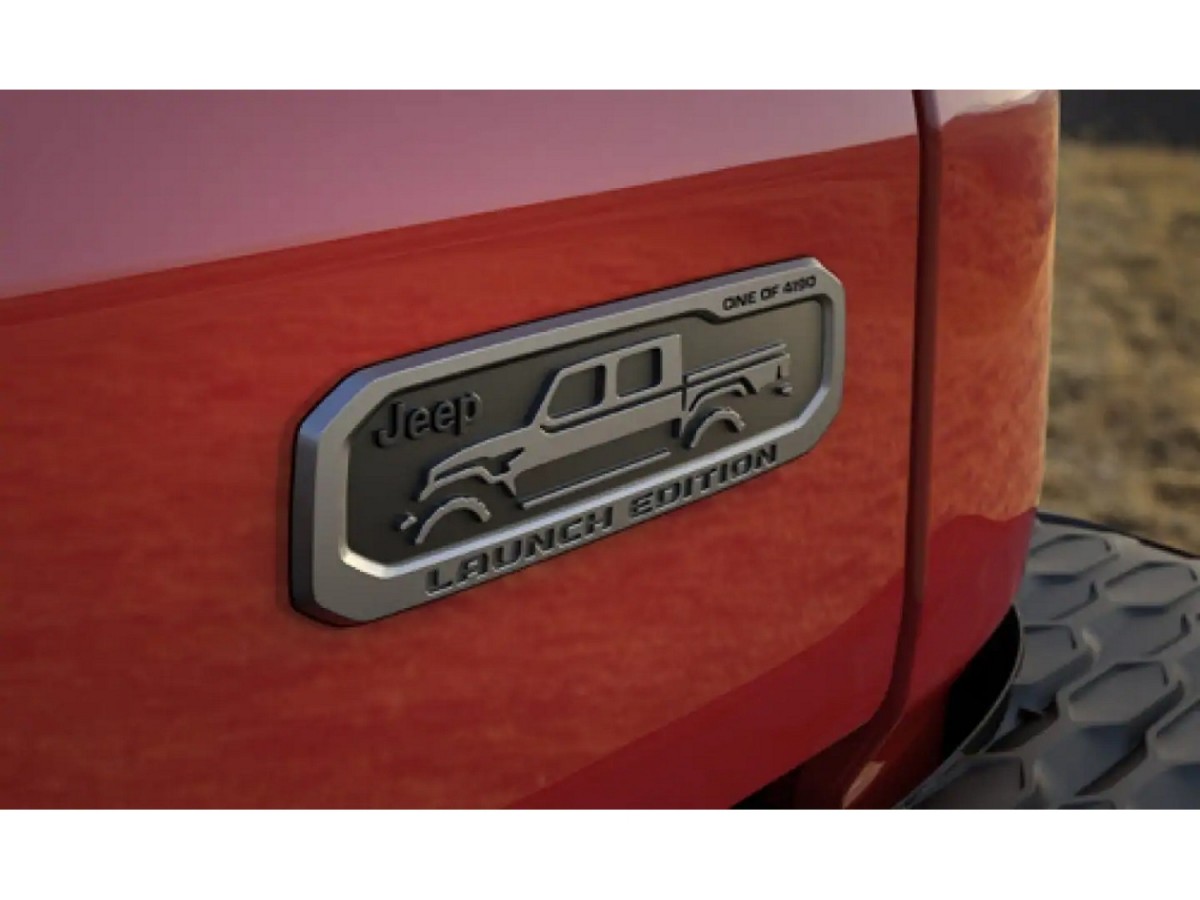 Mopar Emblem - Launch Edition - Tailgate - 68467213AA | Mopar Online Parts