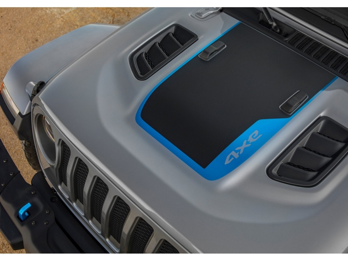 Mopar Hood Decal 4XE Rubicon Black With Blue Outline - 68529998AA ...