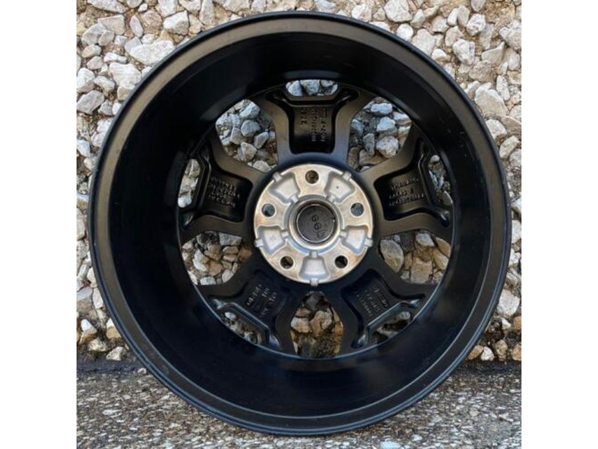 Mopar Wheel 17" x 7.5" Rubicon - 68567322AA | Mopar Online Parts