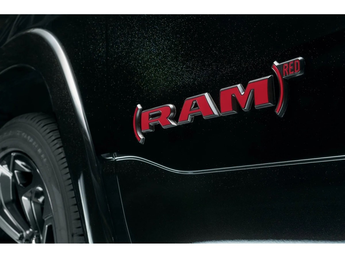 ram logo