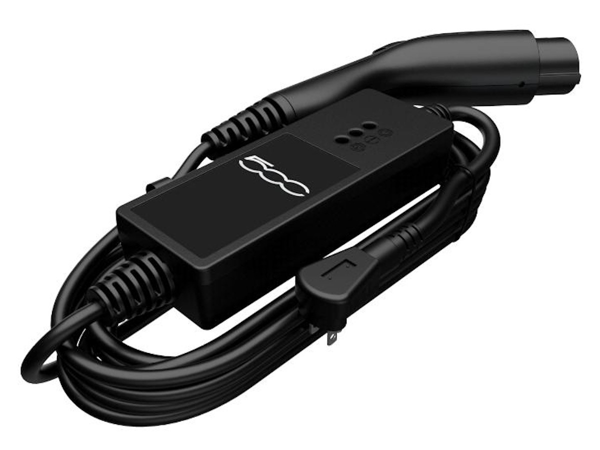 Mopar Level 1 Vehicle Charger Plug-In 110V With 500 Logo - 68644882AA ...