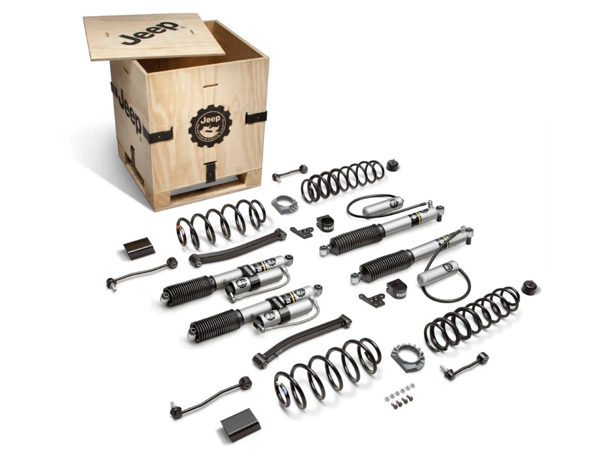 Mopar Performance 2" Lift Kit 4 Door 3.6L With Bilstein Shocks ...