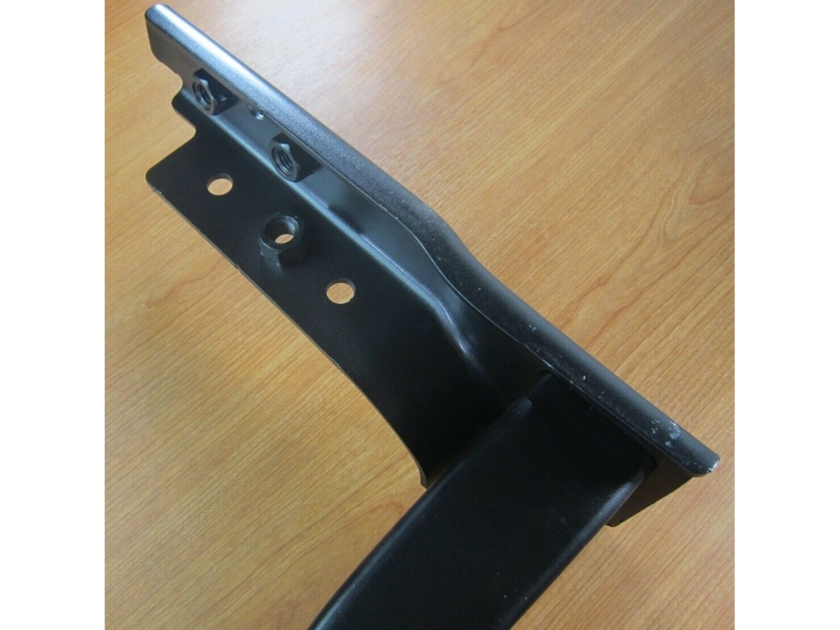 Mopar Trailer Hitch Receiver - 82213349AD | Mopar Online Parts