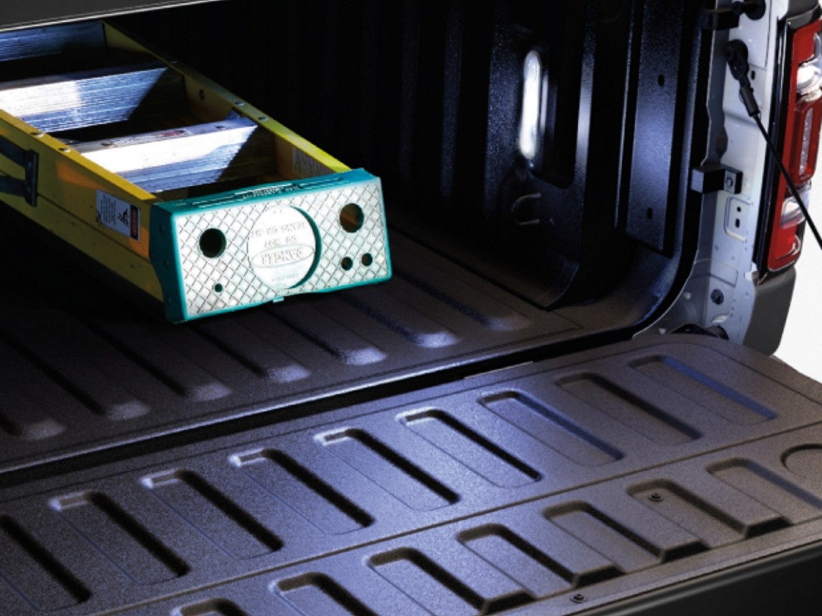 Mopar Kit Of Two LED Bedside Cargo Lamps - 82215272AD | Mopar Online Parts