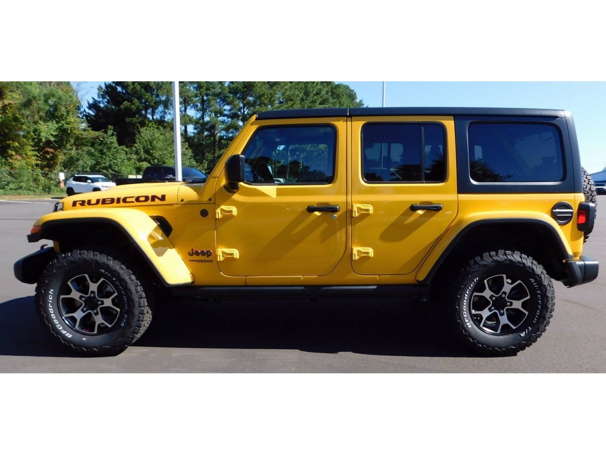 Authentic Mopar High Top Fender Flares Paintable Kit Of Four With ...