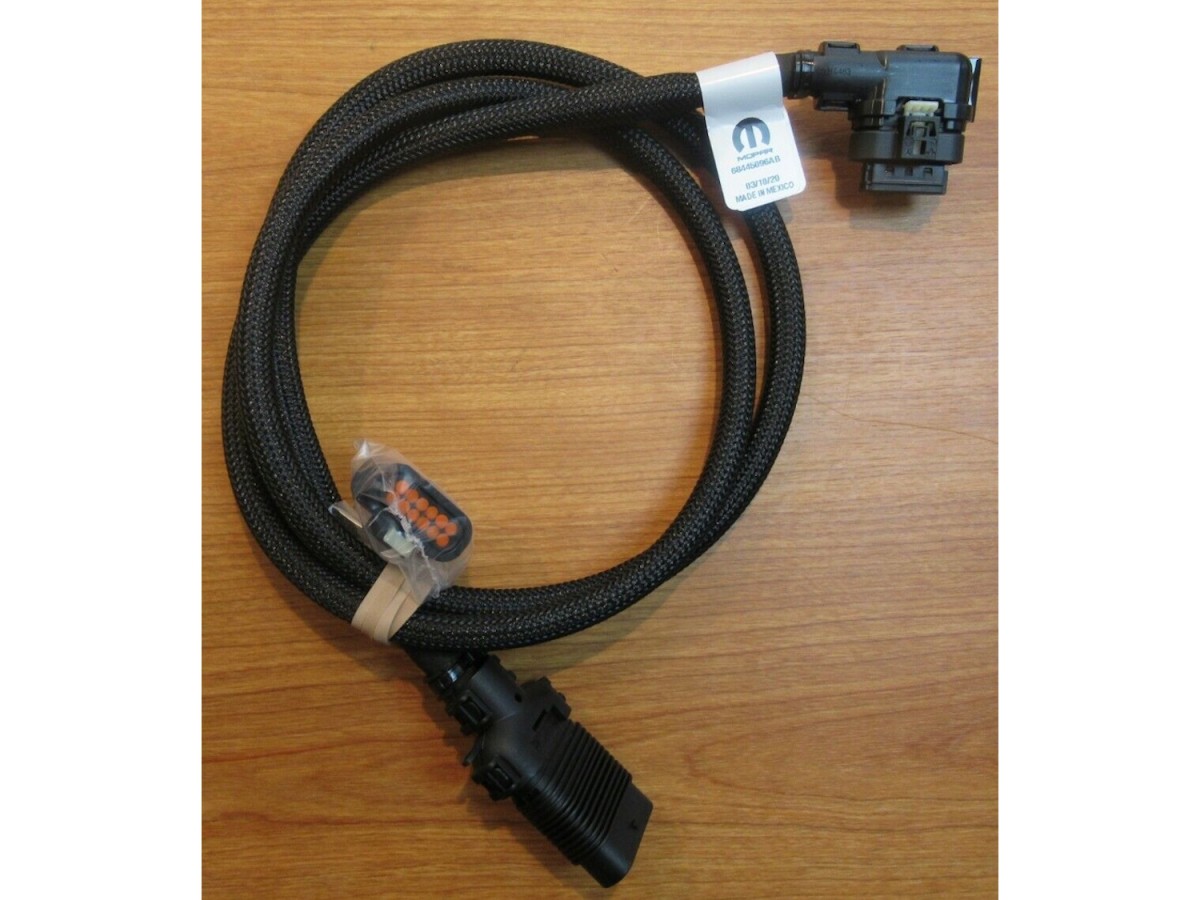 Mopar Goose Neck / Fifth Wheel Trailer Camera Wiring Harness ...