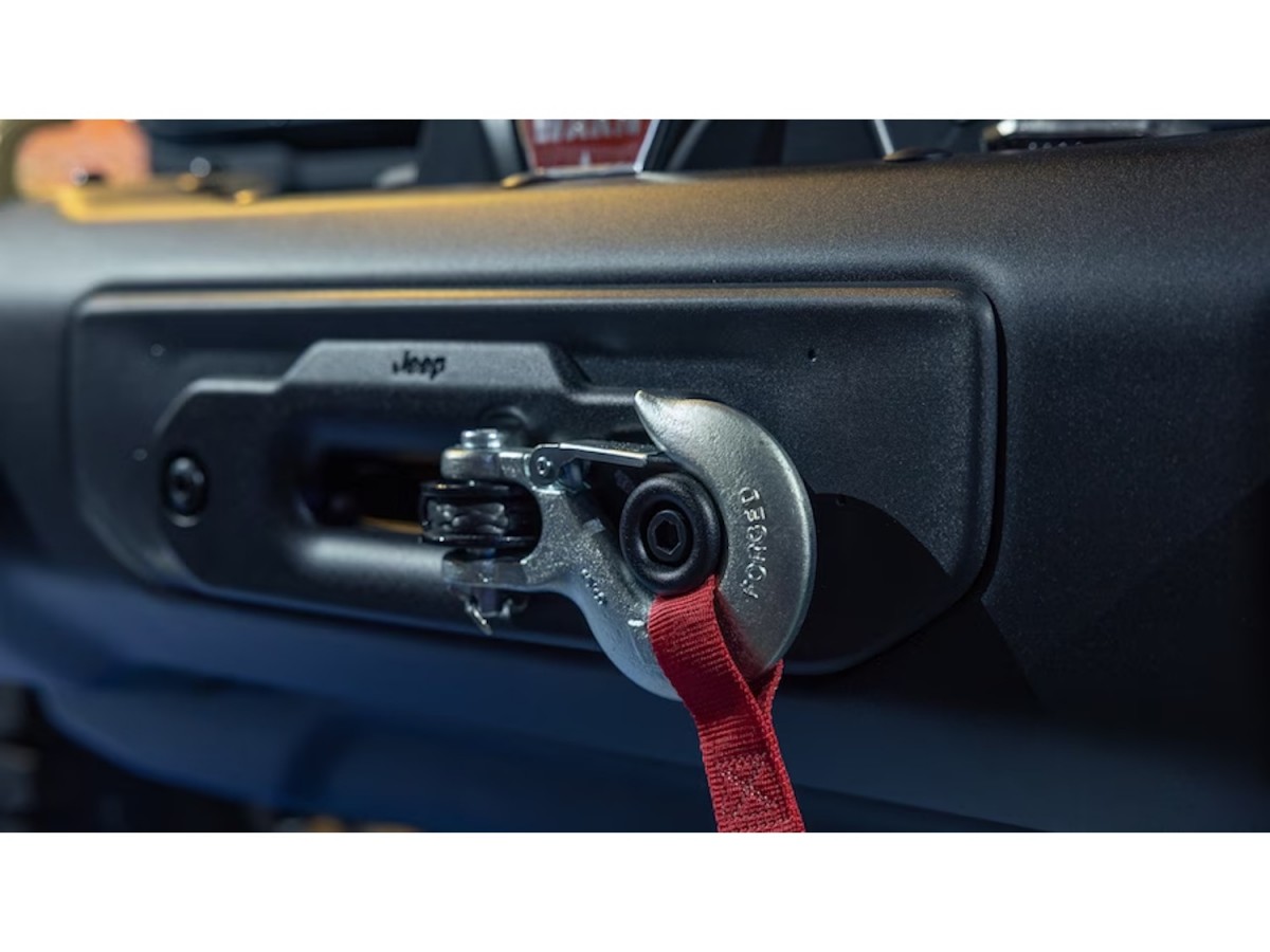 Mopar Winch Fairlead Kit - FAIRLEADJLJT | Mopar Online Parts