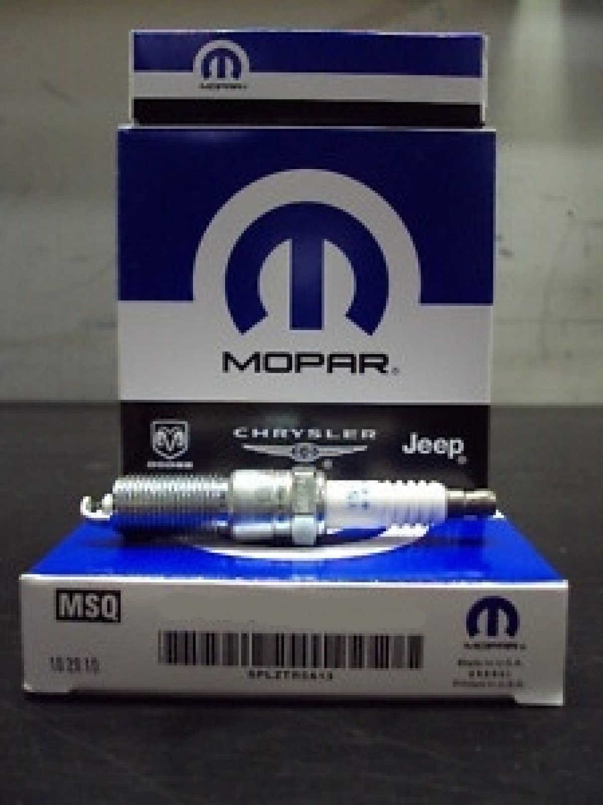 Authentic Mopar Spark Plugs 6.1L Hemi - SPLZTR5A13 | Mopar Online Parts